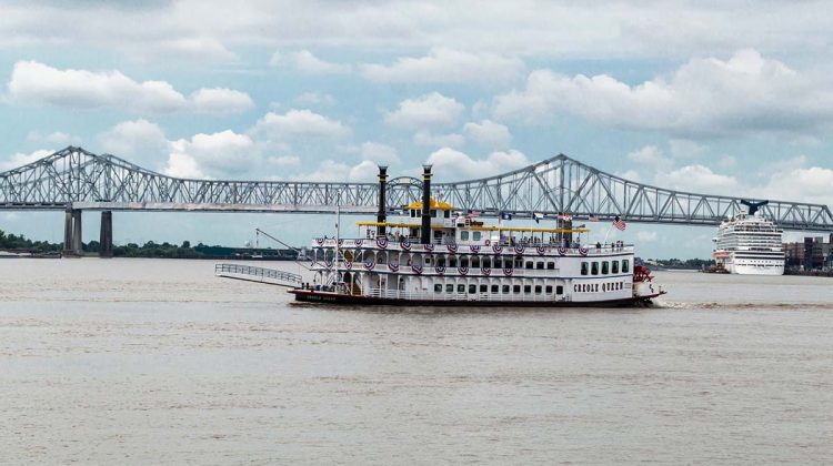 paddle wheel steam boat | Travel Thru History